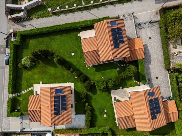 Green Lodge - Villa Tortora - Borgomanero