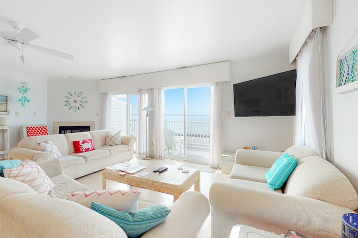 South Shore Marina Townhome On The Water - Pool - Delaware