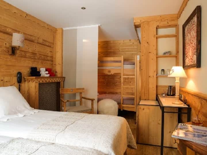 Auberge Du Manoir - Family Room & Mountain View - Chamonix-Mont-Blanc