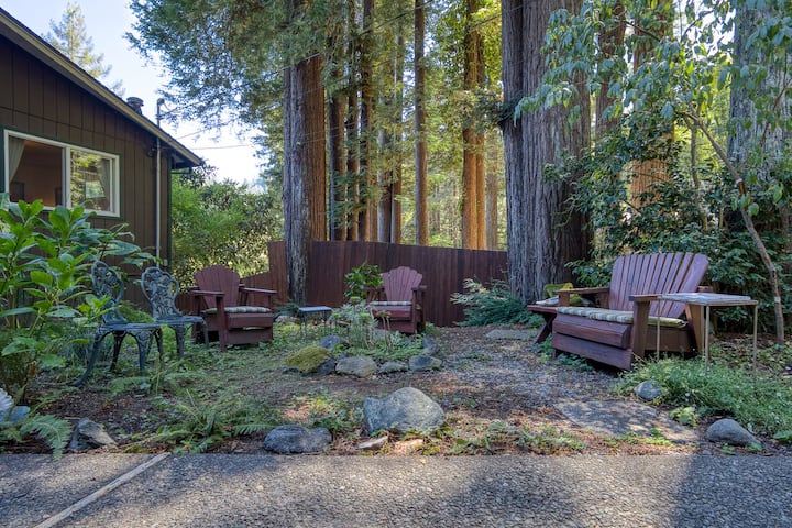 Stunning River & Valley View | Monte Rio - Monte Rio, CA