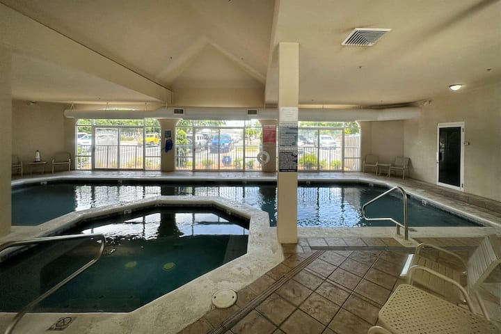 Condo Harbor Cove With Private Boat Slip - Orange Beach, AL