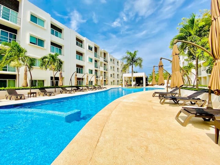 Charming Condo In Cancun With Pool, Balcony And Wi - Aéroport international de Cancún (CUN)
