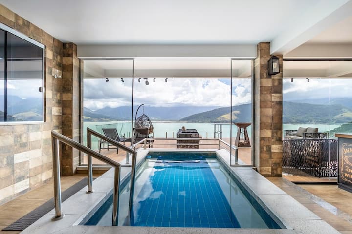 Casa Com Piscina, Churrasqueira E Vista - Mangaratiba