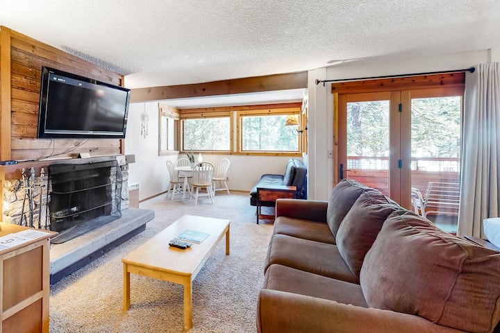 1br Mountainview 2nd-floor | Balcony | Pool - Tahoe City, CA