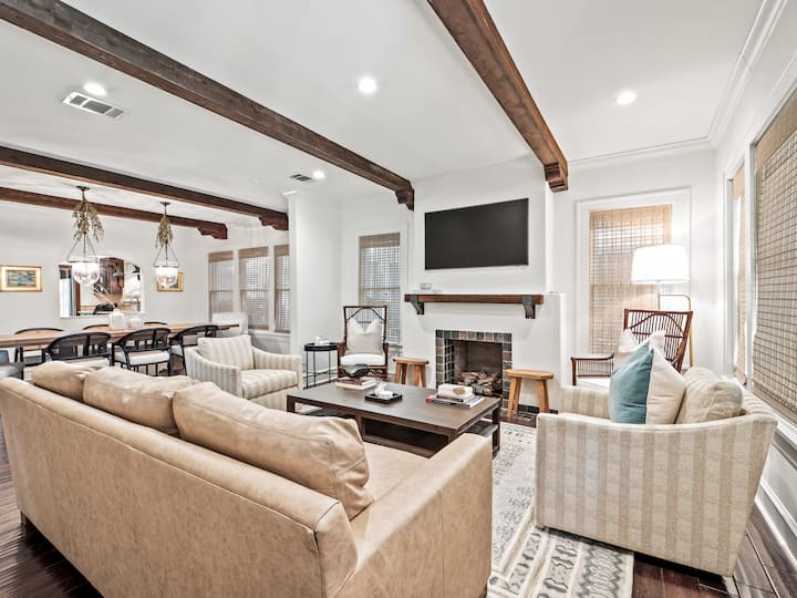 King Bd|game Area|historic|near Downtown - Fort Worth, TX