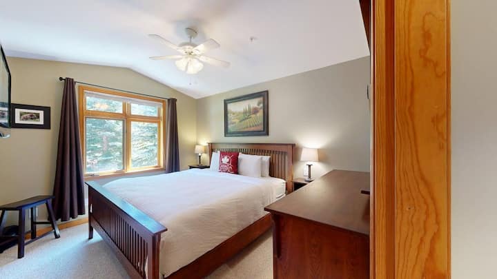 Snow Creek Village #39 - Sun Peaks
