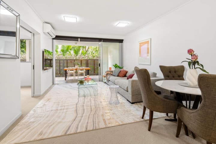 Teneriffe With Study & Courtyard - Brisbane