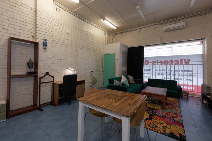 Spacious Studio In Quiet Northcote Neighbourhood - Melbourne