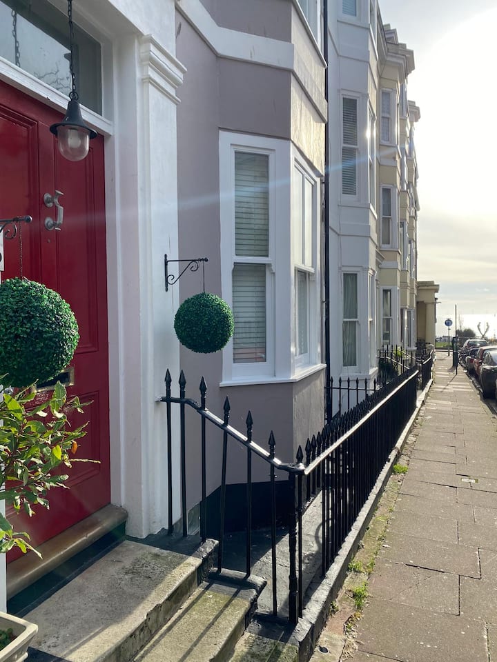 Airy 2bdr Penthouse With Rooftop Balcony Brighton - Brighton