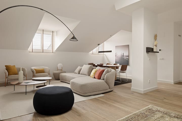 Sabatik Attic By Feelfreerentals - Lasarte-Oria