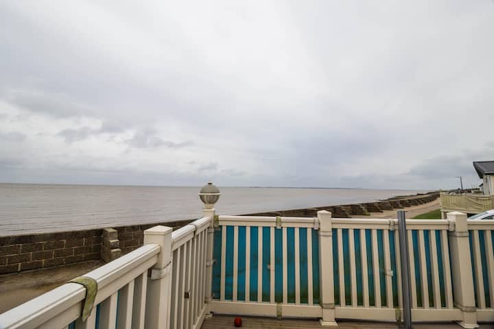 Lodge With Sea Views On Mersea Island Ref 49019s - Mersea Island