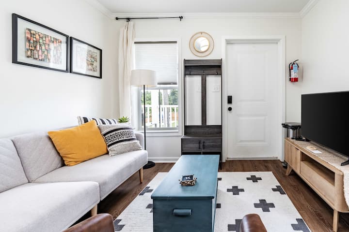 ‼️ 1br Condo, Walk To Beach + Marina Views - Pass Christian, MS