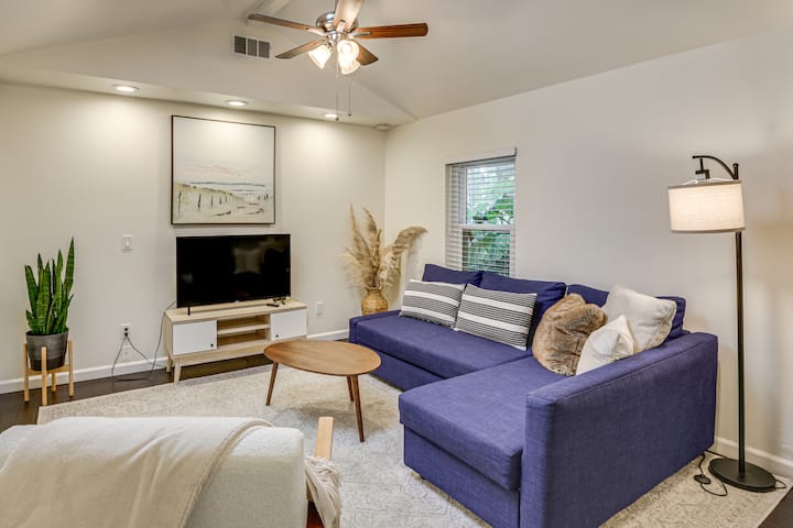 2 Mi To Ocean: Pet-friendly Imperial Beach Retreat - Imperial Beach, CA