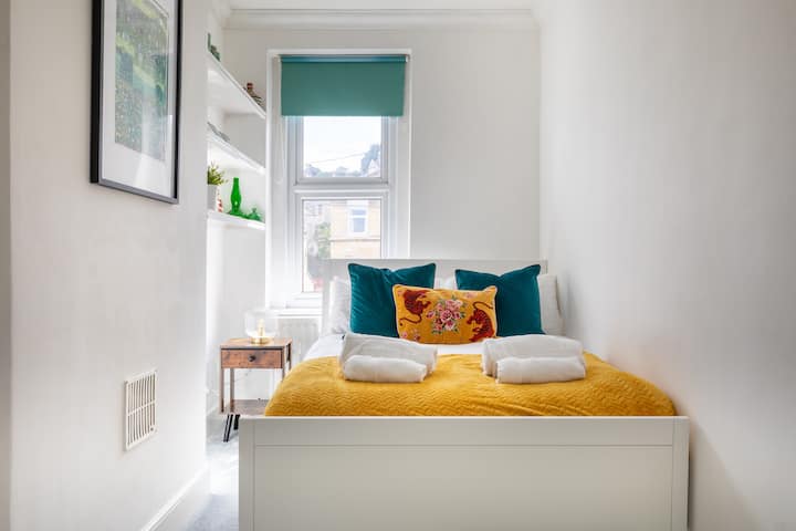 Refurbished Modern 2bd Flat, Lower Oldfield Park - Bath