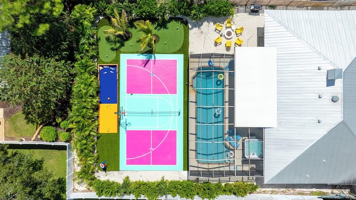 Private Mini Resort: Pool+pickleball+golf+firepit - Bradenton, FL