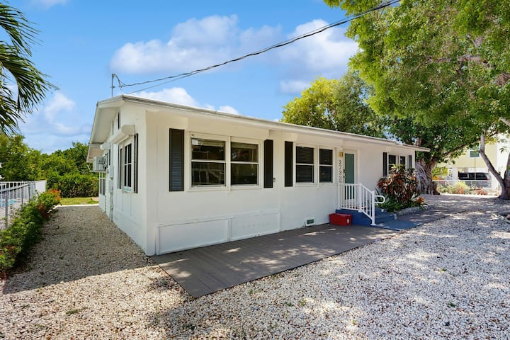 3br Waterfront Home With Game Room & Wifi - Big Pine Key, FL