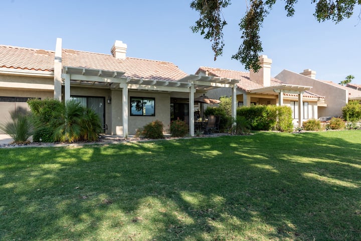 Palm Desert Resort Condo | Golf & Pond Views - Palm Desert, CA