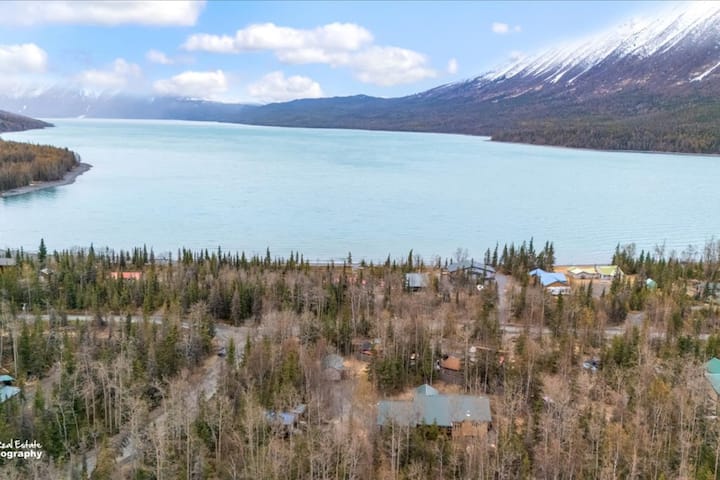 Lakebound Retreat - Cooper Landing, AK