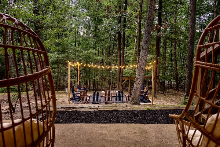 7br Sleeps 17 | Hot Tub, Sauna, Game + Movie Room - Massanutten, VA
