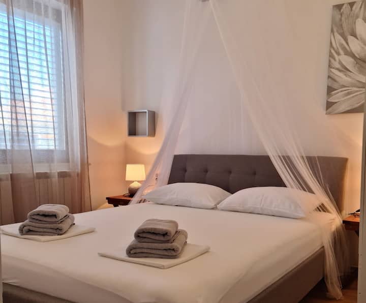 Appartement Villa Privlaka Relax (120901-a1) - Vir
