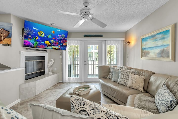 Beachfront Community - Sunset Reef 112 - Redington Shores, FL