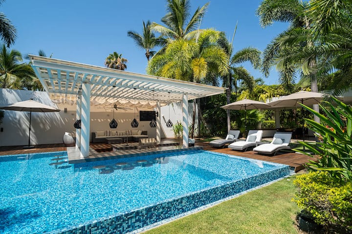 Mexican Luxury Villa - Waterfront, Boat Dock, Chef - ヌエボ・バジャルタ