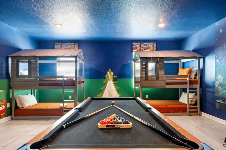 Games/themed Rooms/greenview/ 9br @ Storeylake! - Kissimmee