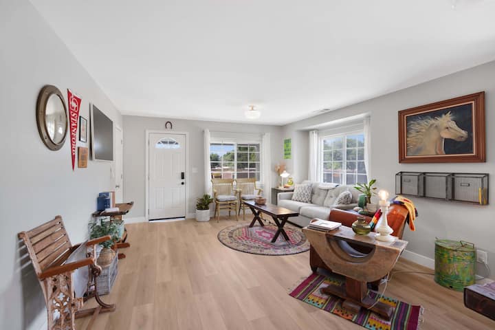 Hot Tub, Fire Pit, Pet-friendly, Walk To Bell St. - Los Alamos