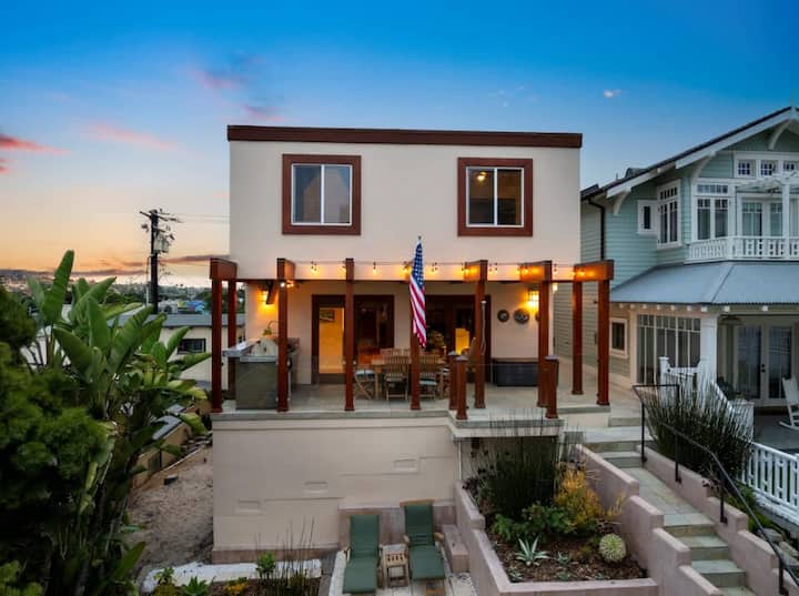 Luxury 5br Manhattan Beach Home Steps To The Sand - Manhattan Beach, CA