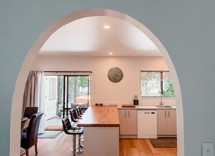 The Sundowner Beach Club - Oceanfront Bliss - Hokitika