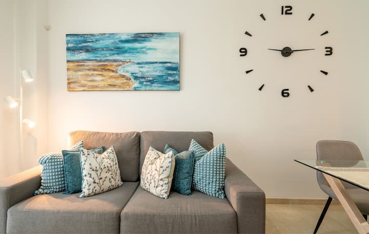 Modern Apartment With Sea Views – Small Oasis - Manilva