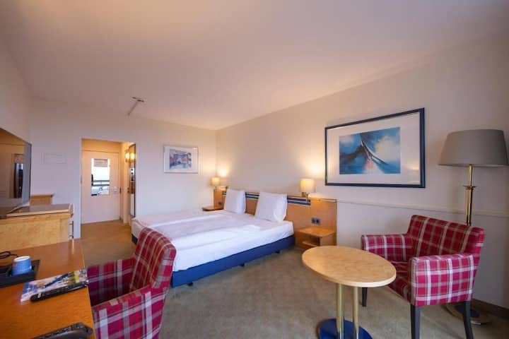 Getaway In Nature With Pool Room And Pet Perks - Arnsberg