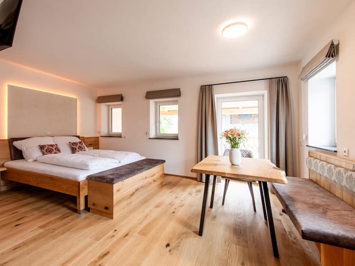 Biohof Greflgut Double Room South With Kitchen - Attersee