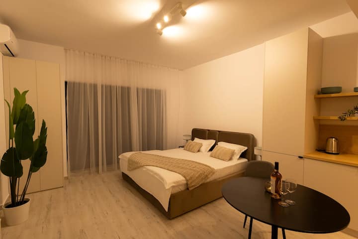 Hubix Suites | Casa Del Mar C2-04 - Constanța