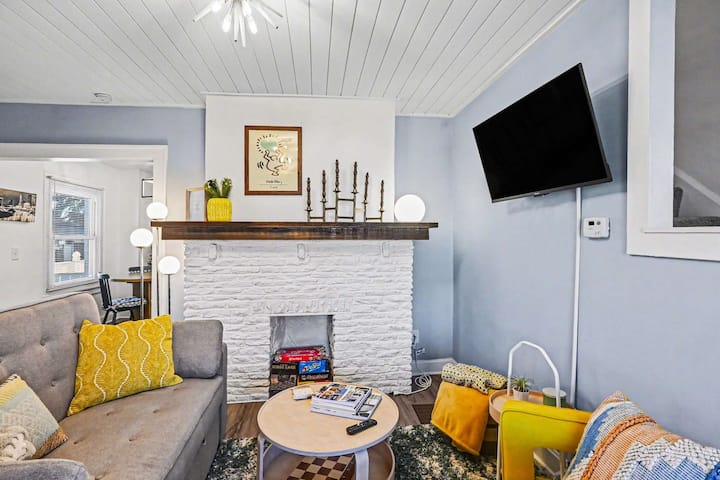 Private 2br With Garage, Downtown - Columbus, OH