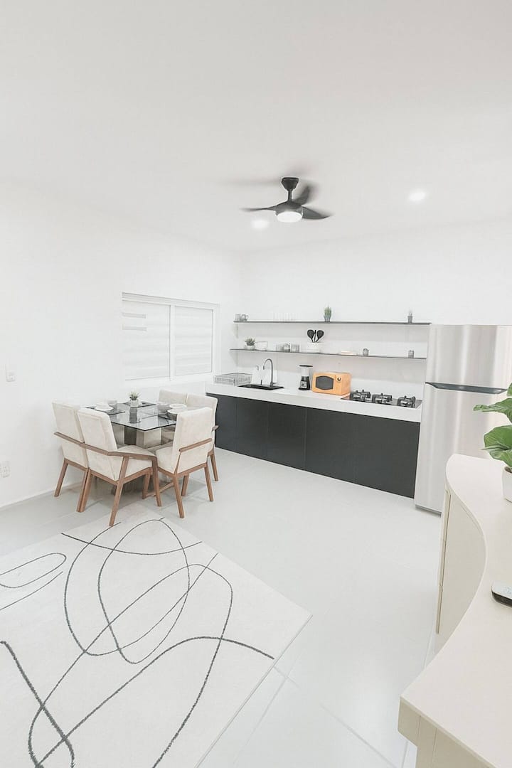 Stylish 2br Retreat Near Beaches & Downtown Pv - Puerto Vallarta