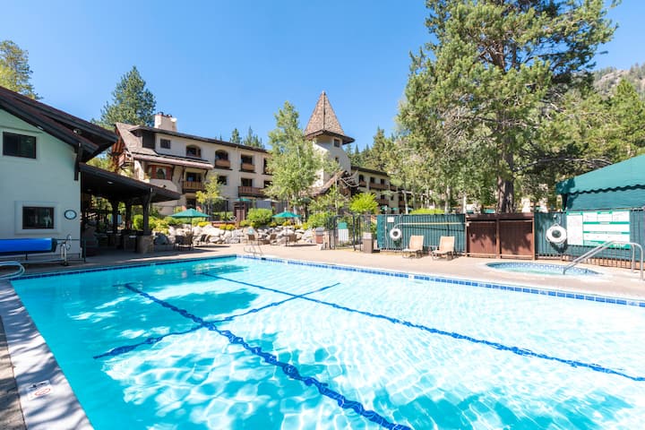 3 Units | Kitchen | Pool | Near Ski Slopes - Tahoe City, CA