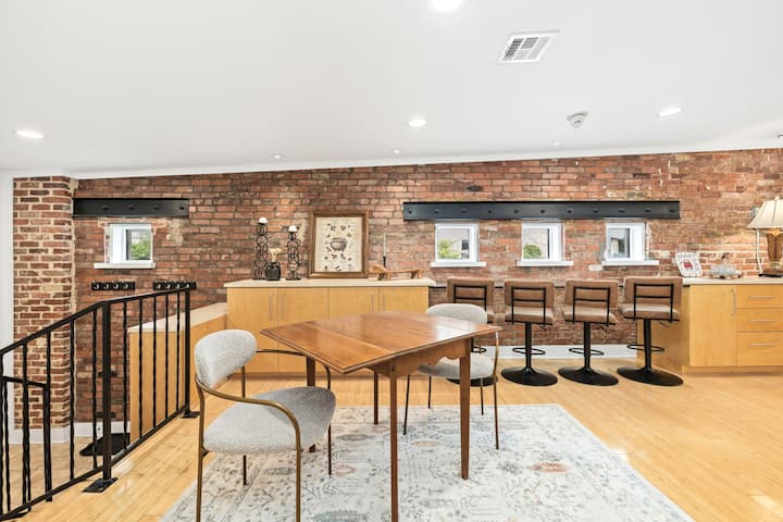 West Dickson Loft – Nightlife Hub | 0.4mi Uofa - Fayetteville, AR