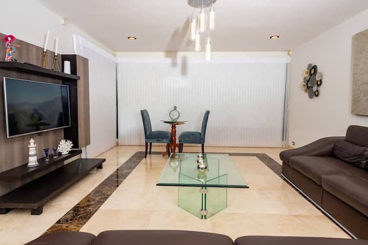 Nichupte Lagoon Tropical Villa - Cancún