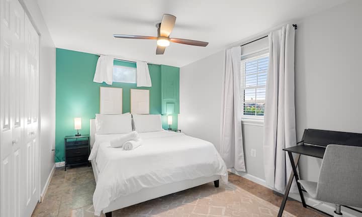 The Jefferson | Emerald | City View - Alexandria, VA