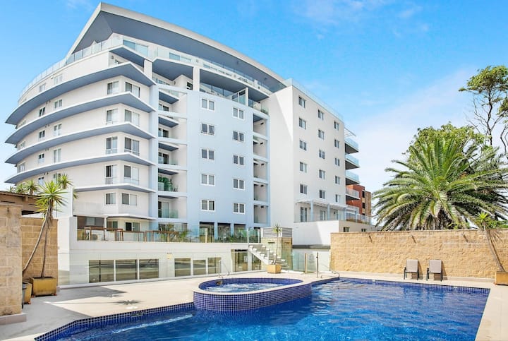 Spacious 2br | Pool, Spa & Sauna In Sandy Cove - Central Coast