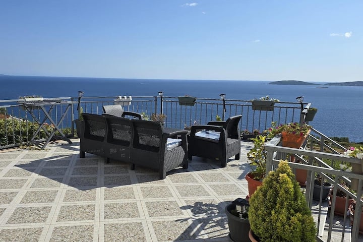 A-23780-a Appartement D'une Chambre Avec La - Trpanj