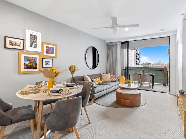 Lux 2br Apt, 5 Stars Hotel, Pool, Gym, 10 Min Cbd - Brisbane