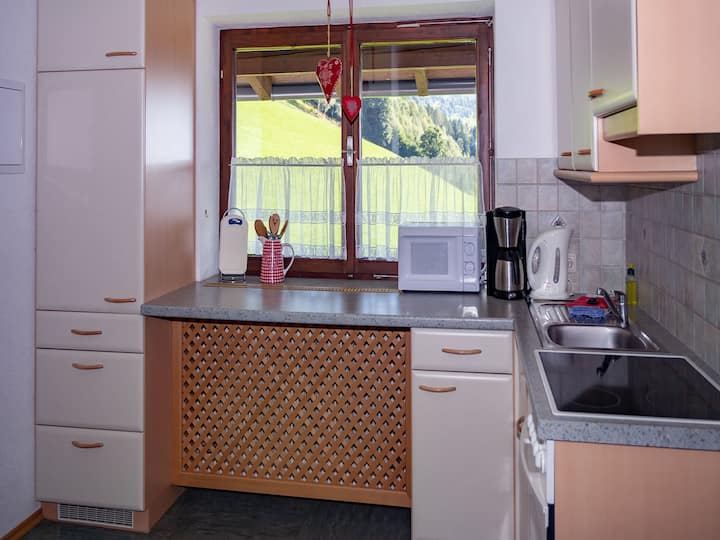 Apartment In Hollersbach Near Ski Slopes - Thurn Pass