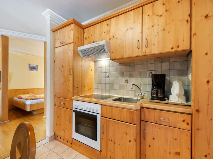 Studio In Saalbach Near Ski Slopes - Saalbach-Hinterglemm