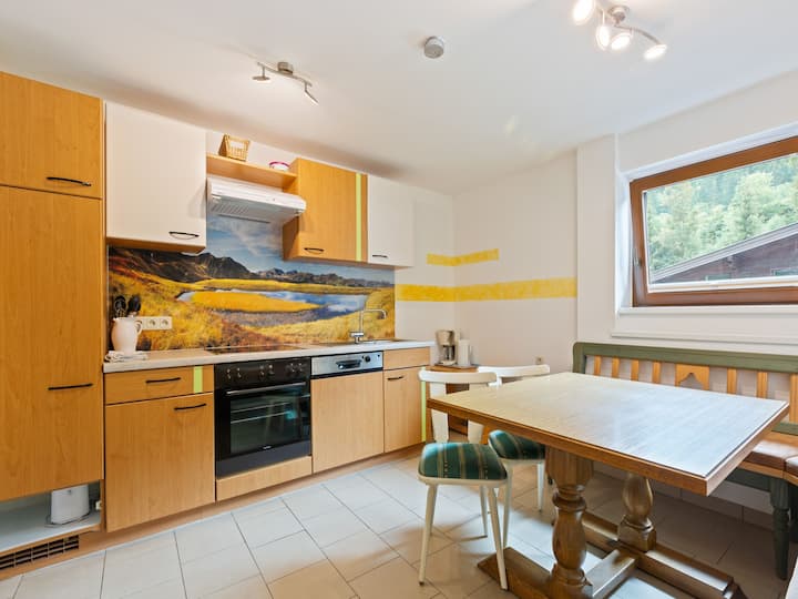 Apartment In Saalbach Near Ski Slopes - Saalbach-Hinterglemm