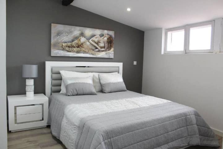 Sunday Lovers 96 - 5 - Coimbra