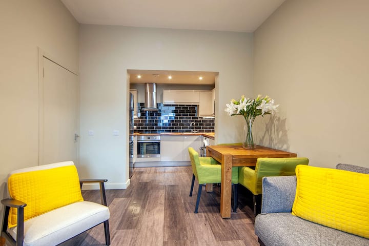 Stunning 2-bed Apt | Central Location W/sea Views - Oban