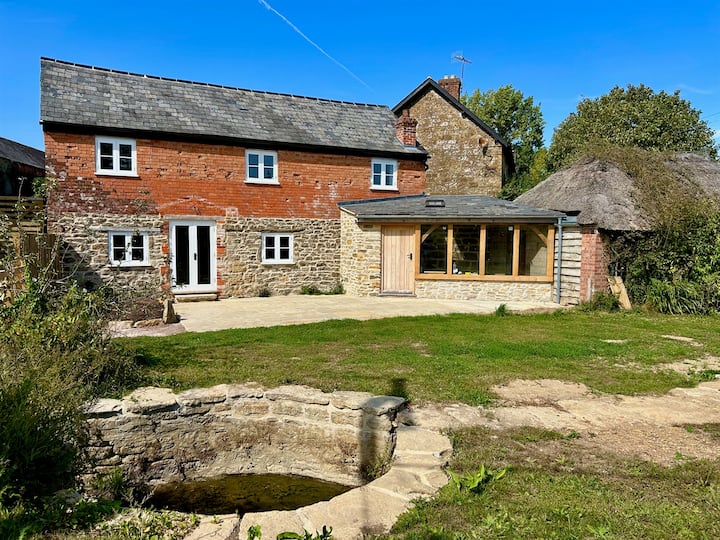 The Apple House At Moorbath Farm - Bridport, UK