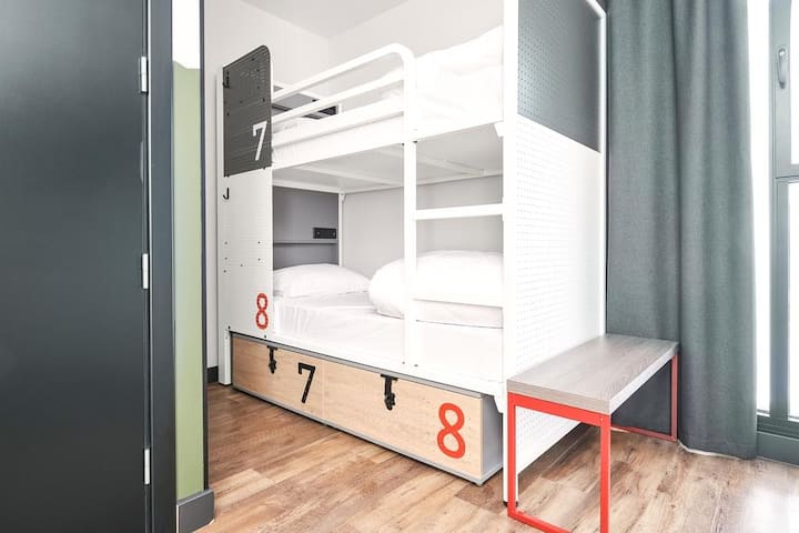 Generator - Bed In 4 Bed Dorm - Chueca
